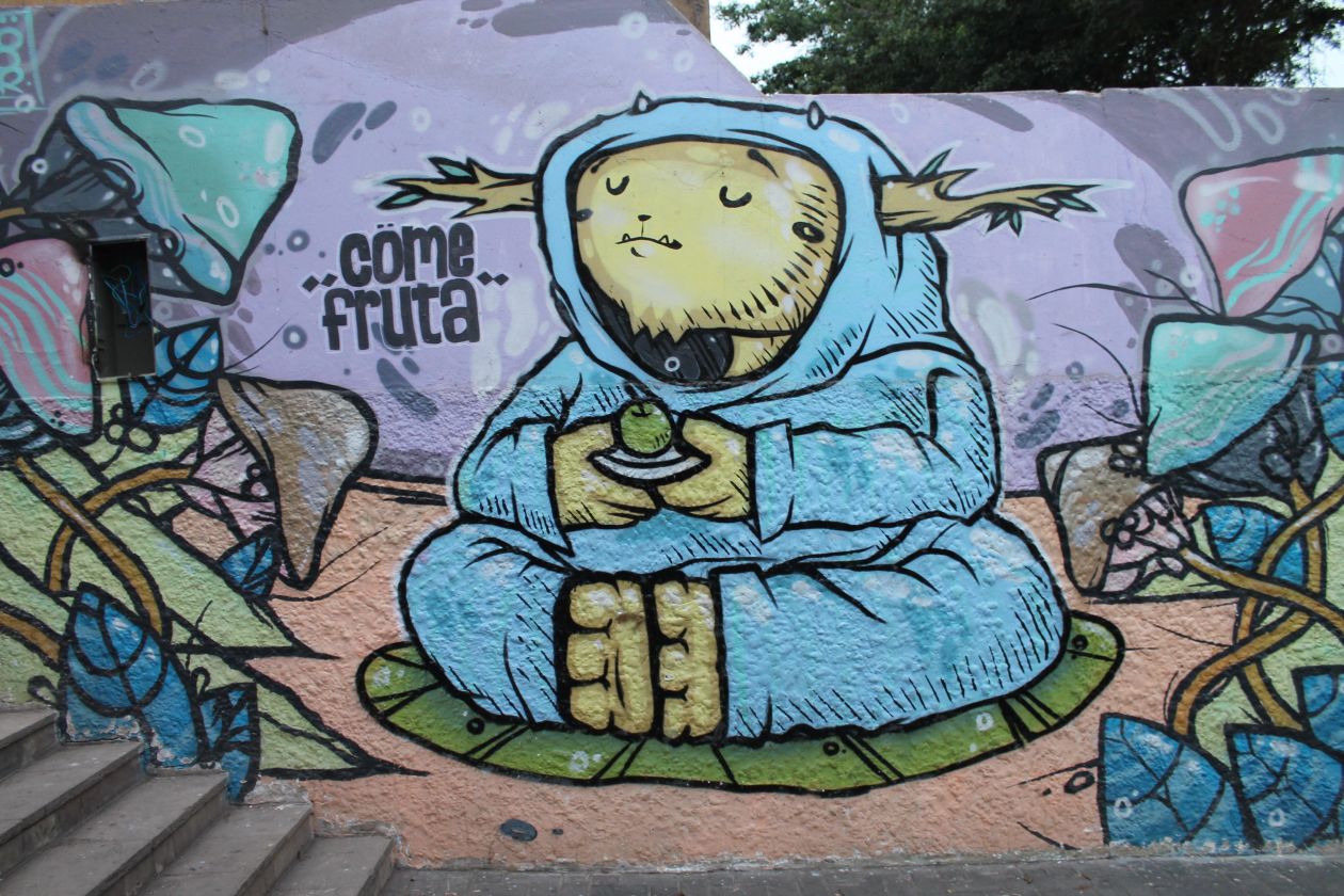 Free photo "Come Fruta"