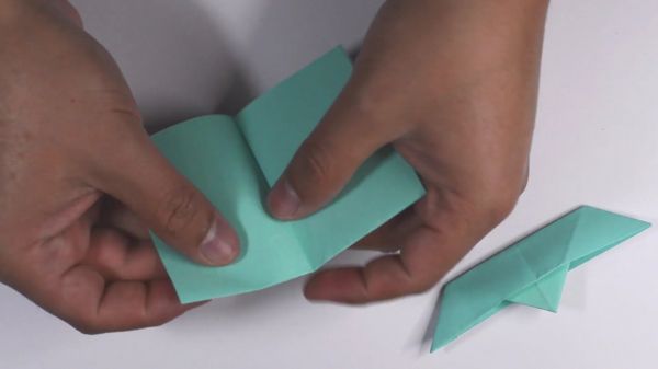 Free video "Origami paper bend" by padrinan