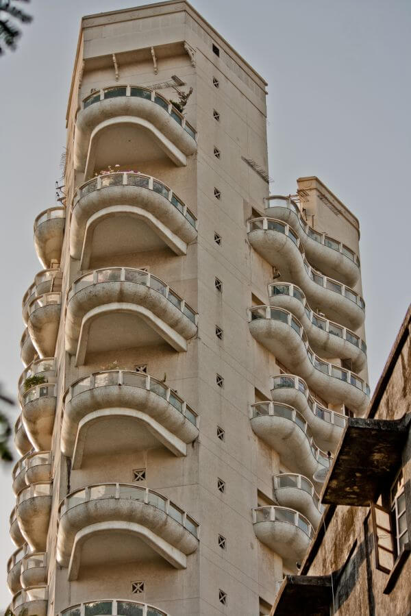 Free photo "Big Moon Building"