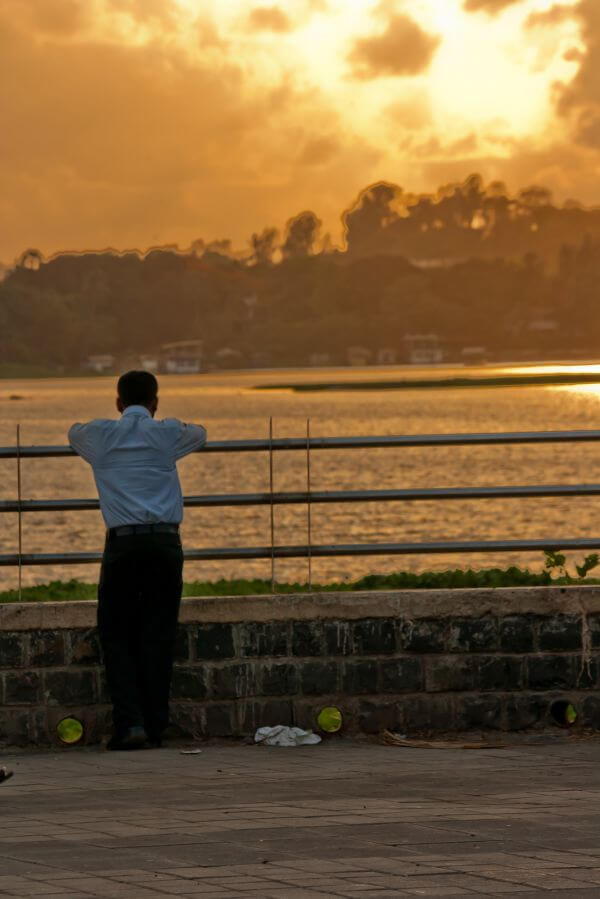 Free photo "Man Thinking Sea"